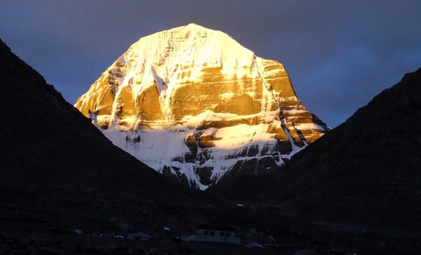 Der geheimnisvolle heilige Berg Kailash – Nabel der Welt und Eingang zu ...